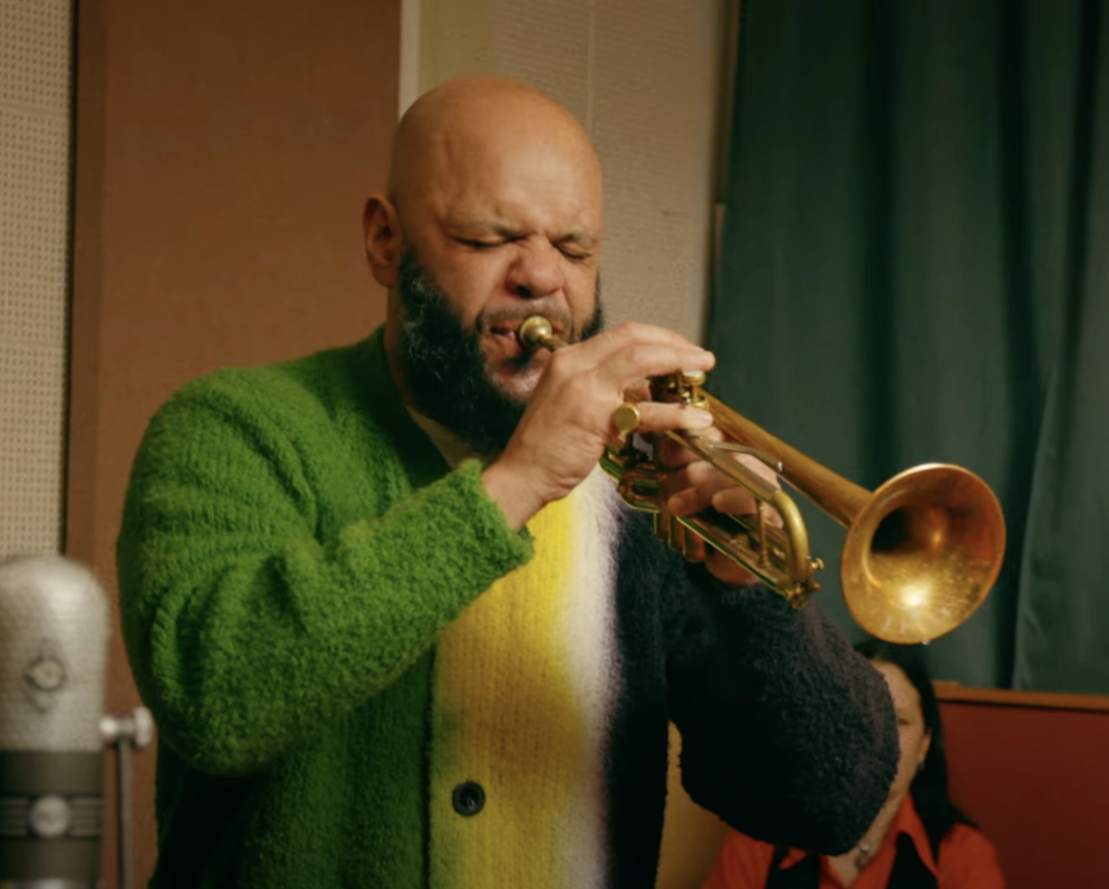 DAVE GUY “FOOTWORK” LIVE AT DIAMOND MINE VIDEO OUT TODAY - Big Crown Records